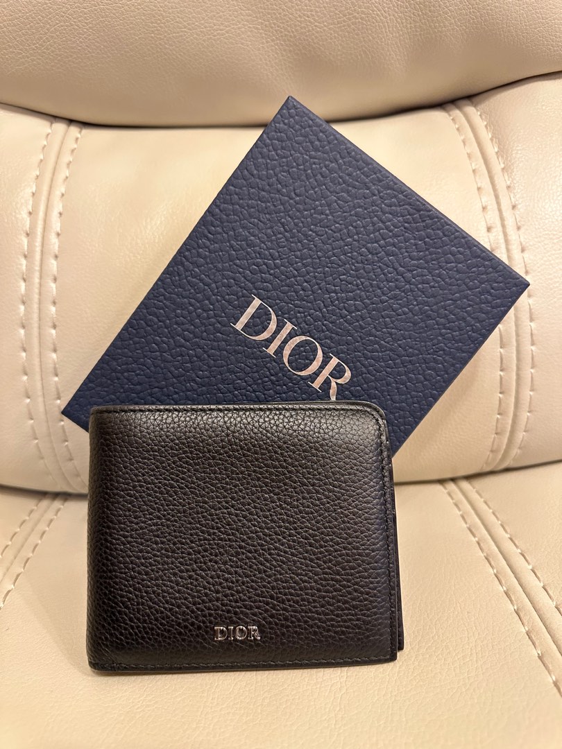 Dior men wallet Dior wallet 男裝Dior銀包, 名牌, 手袋及銀包 - Carousell