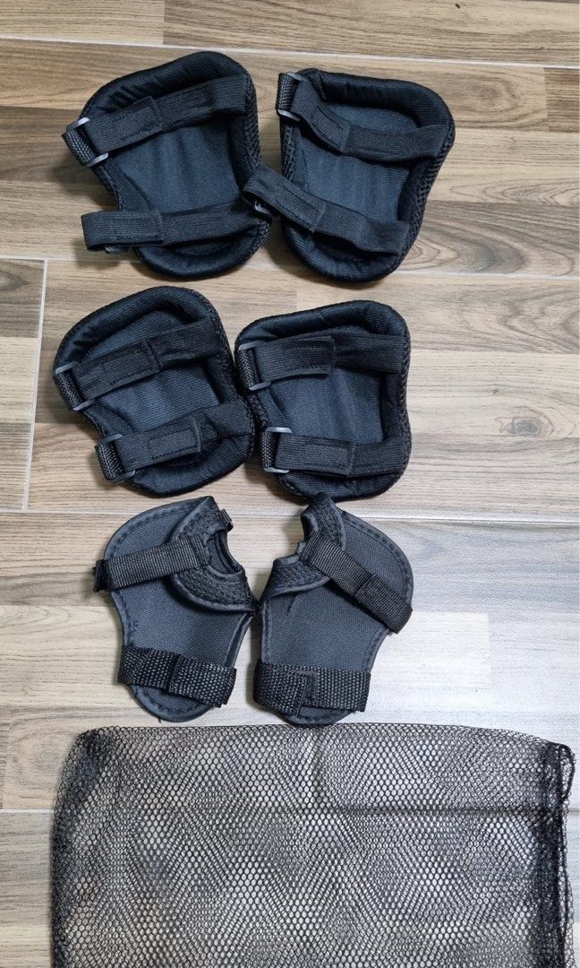 Rollar Blade Safety Equipment Guard for knee, elbow, and palm., Sports ...