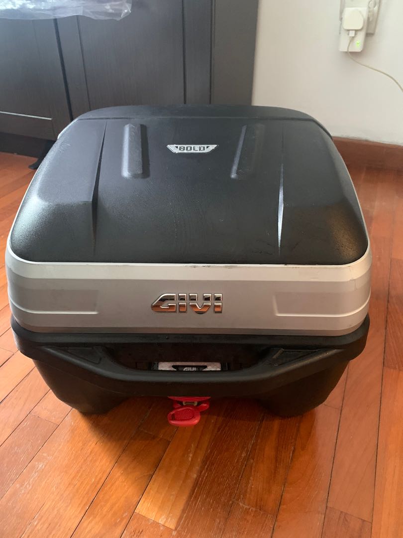 Givi Top Box (32L), Motorcycles, Motorcycle Accessories on Carousell