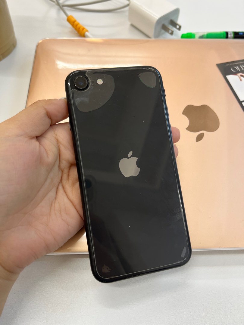 iPhone SE 2020 black 128gb, Mobile Phones & Gadgets, Mobile Phones ...