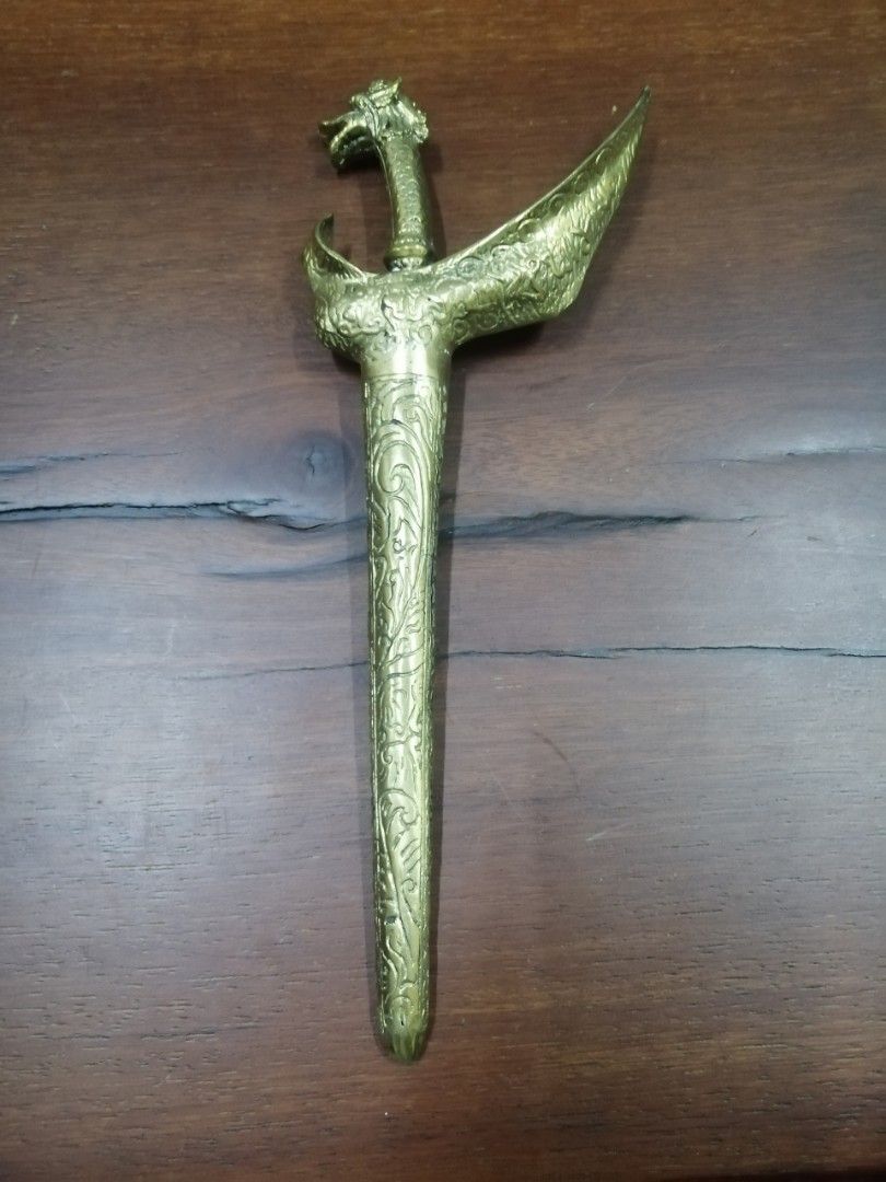Keris Tembaga Hiasan, Hobbies & Toys, Collectibles & Memorabilia, Vintage Collectibles on Carousell