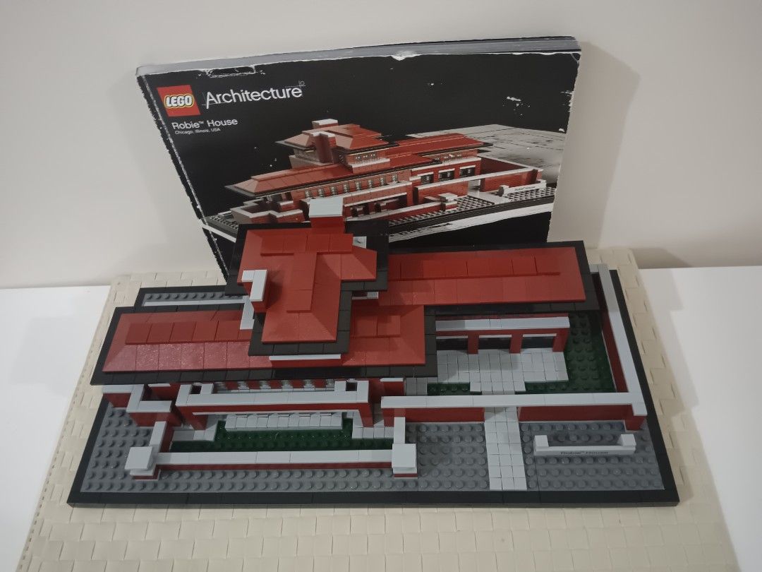 Lego Architecture 21010 - Robie House, Hobbies & Toys, Toys & Games on ...