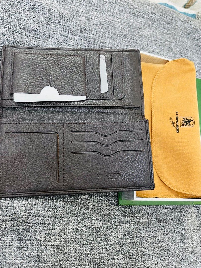 Leonardo Da Gasun Wallet, 名牌, 手袋及銀包 - Carousell