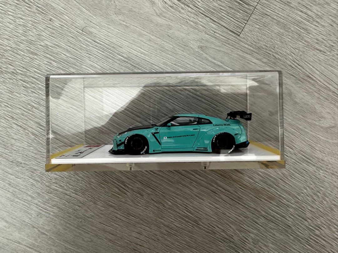Make up 1/43 Liberty Walk GTR R35 Type 1.5 Mint Green, Hobbies & Toys ...