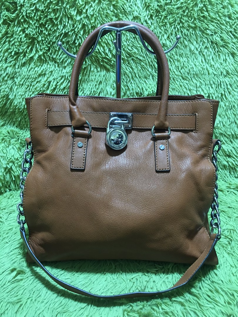 michael kors hamilton large on Carousell
