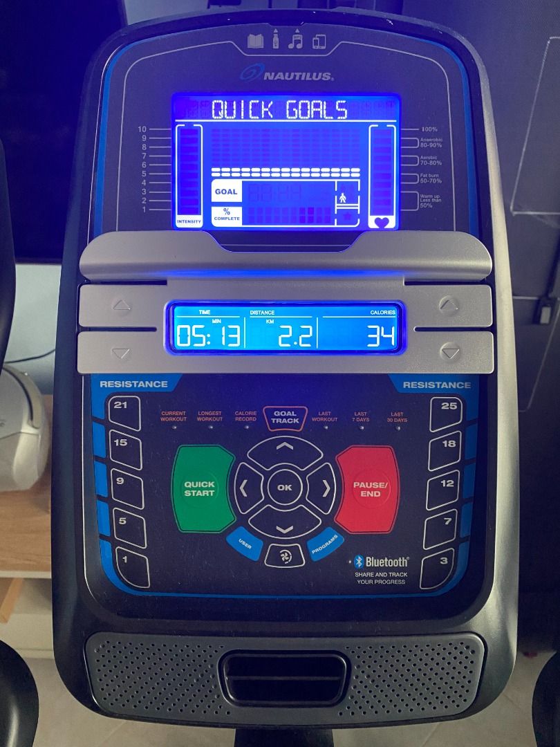 Nautilus U626 Upright Exercise Bike, Sports Equipment, Exercise ...