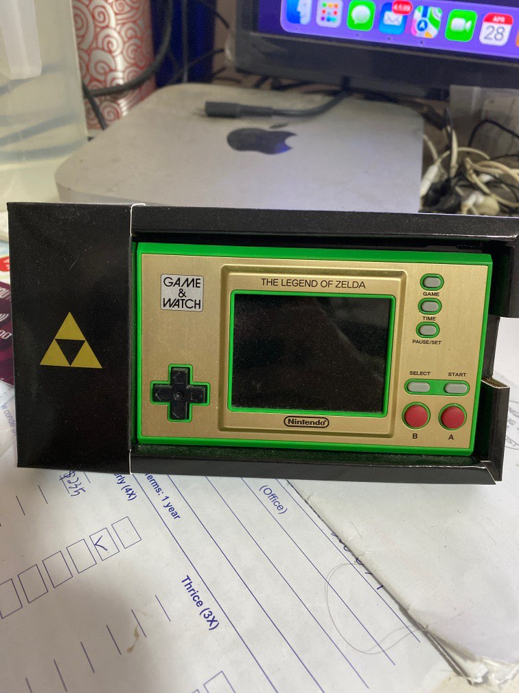 Nintendo Zelda game and watch, Hobbies & Toys, Toys & Games on Carousell