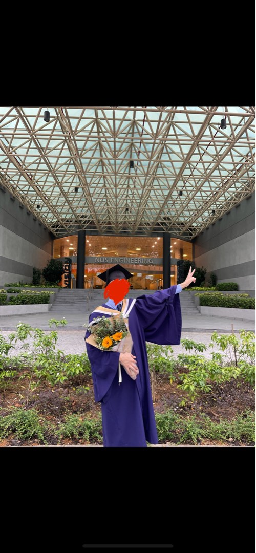 NUS Engineering graduation gown, Men's Fashion, Coats, Jackets and ...