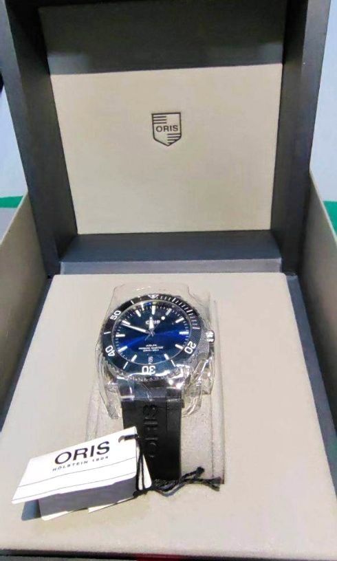 Oris watch original, Luxury, Watches on Carousell