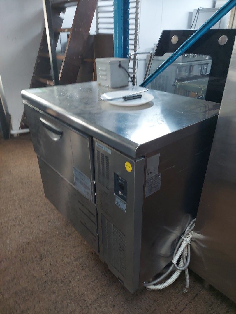 Panasonic Flake Ice Machine, 900mm x 600mm x 940mmh, TV & Home ...