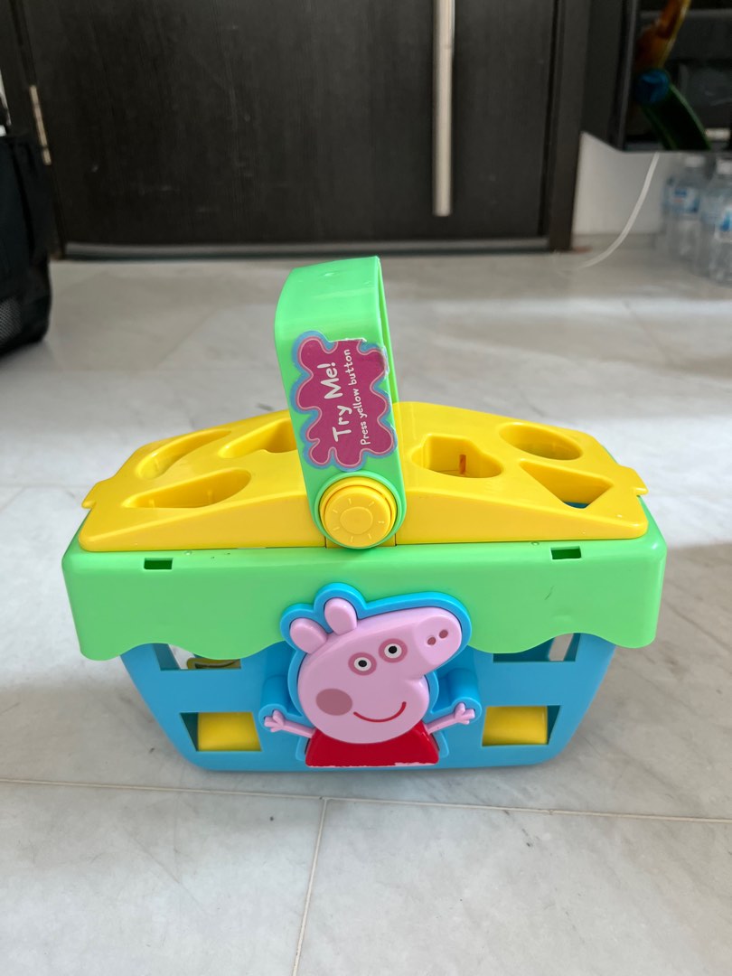 Peppa pig Toys shapes sorting, Babies & Kids, Infant Playtime on Carousell