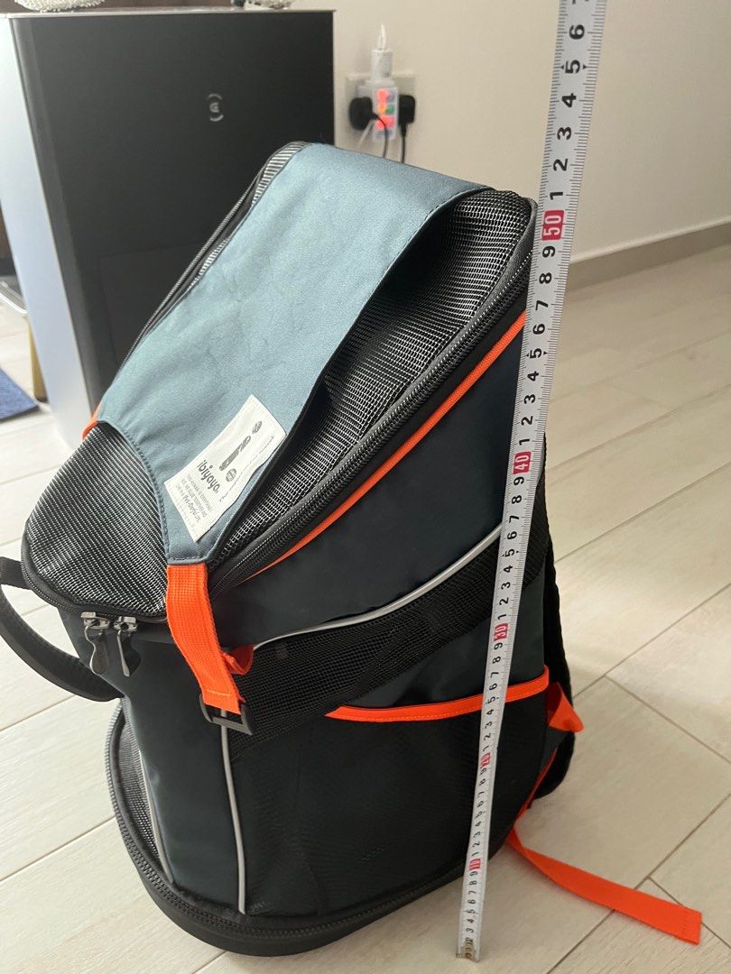 Pet backpack Carrier, Pet Supplies, Homes & Other Pet Accessories on Carousell