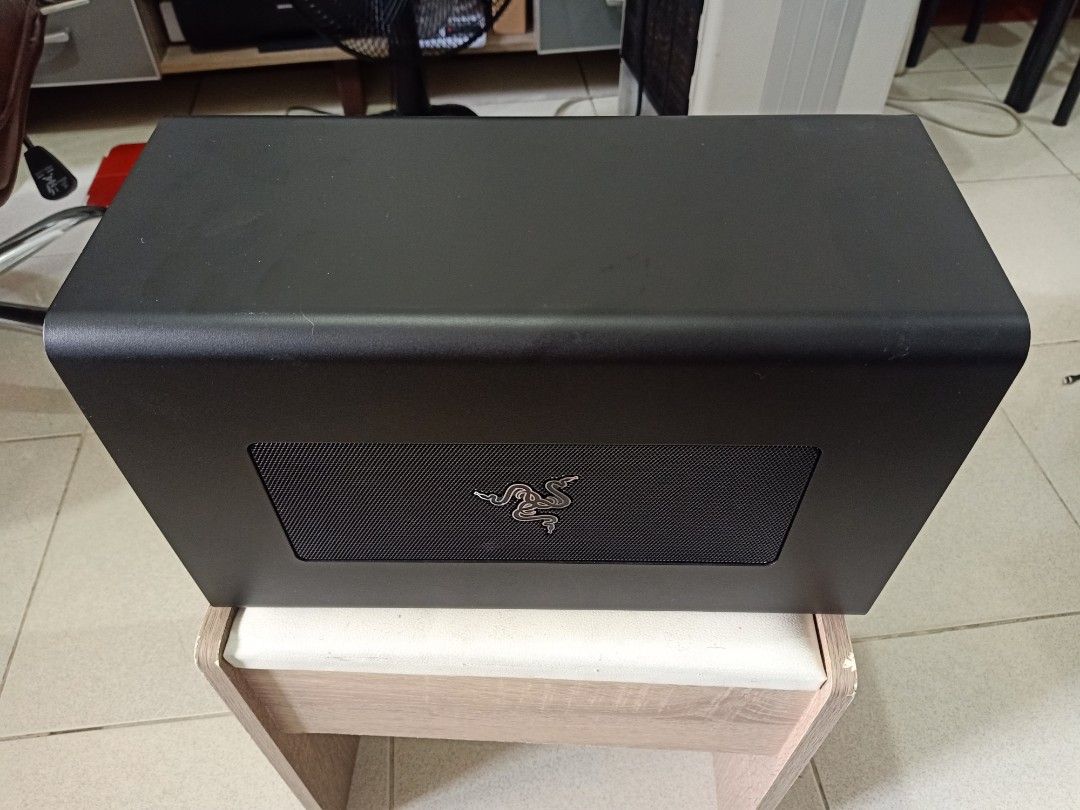 Razer Core X eGPU enclosure 650w Thunderbolt 3 No, Computers & Tech ...