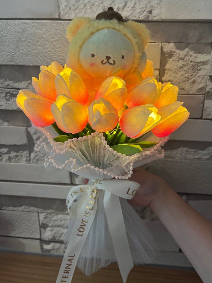 Sanrio Pompompurin flower bouquet graduation birthday bouquet Realistic ...