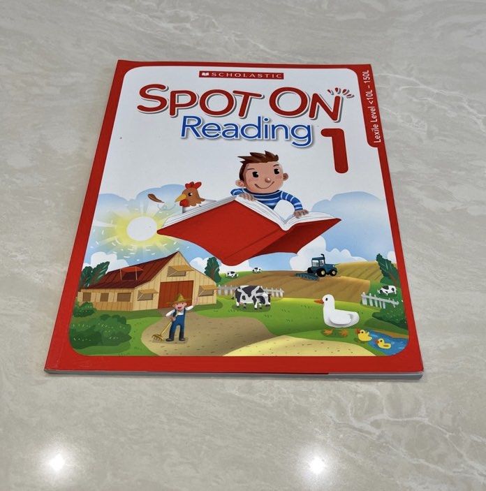 Scholastic Spot On Reading 1, Hobbies & Toys, Books & Magazines ...
