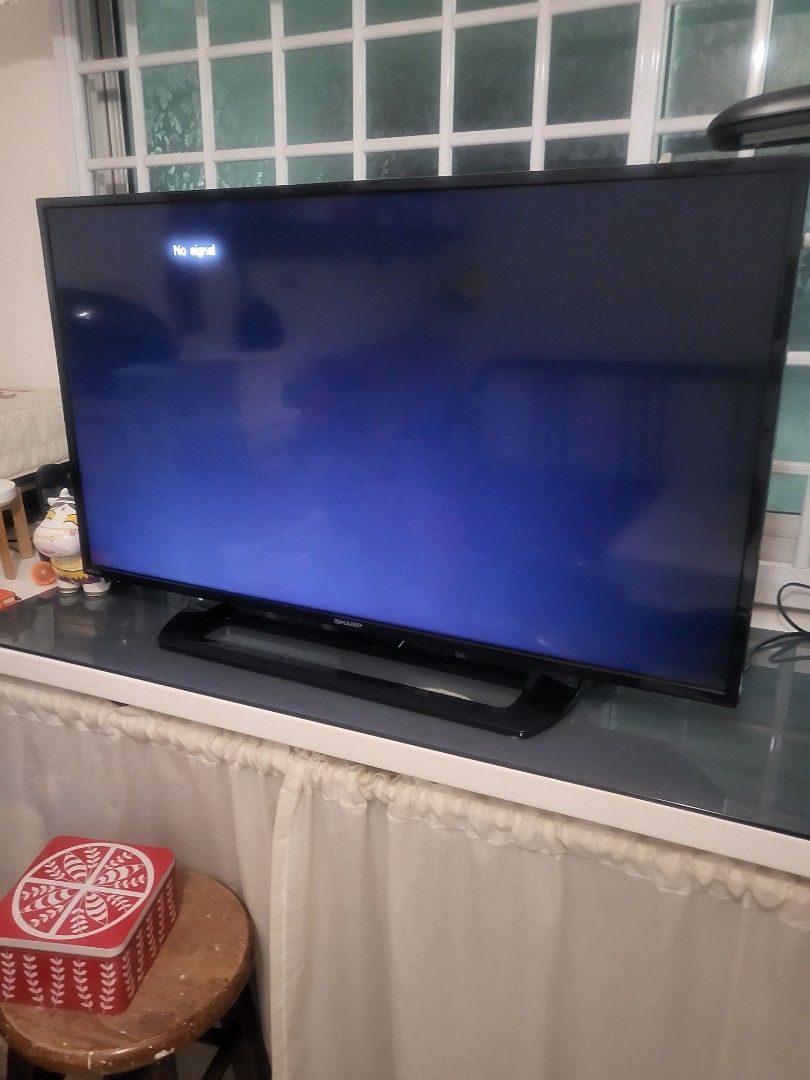 Sharp TV 40 inch LC-40LE275X, TV & Home Appliances, TV & Entertainment, TV on Carousell