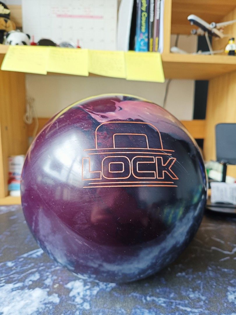 Storm Lock 15lbs bowling ball, Sports Equipment, Sports & Games ...