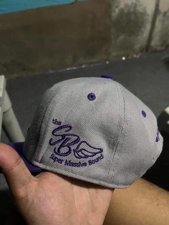 Super Massive Bound Cap on Carousell