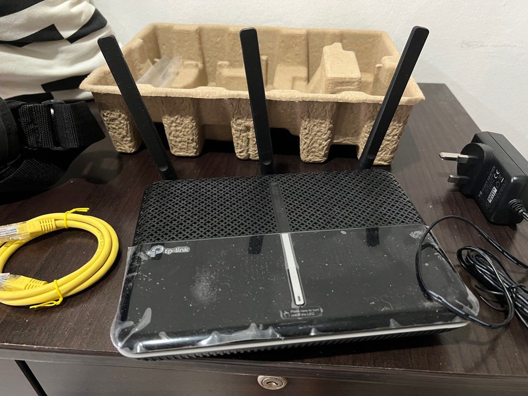 TP-Link EC330-G5U AC1900 Wireless Dual Band Gigabit Router, Computers ...