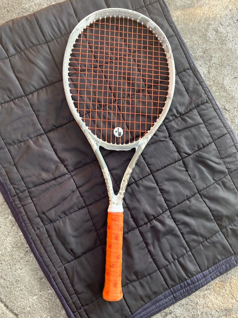 SOLD! White V1 Wilson Clash 100 US Open special edition subway map ...