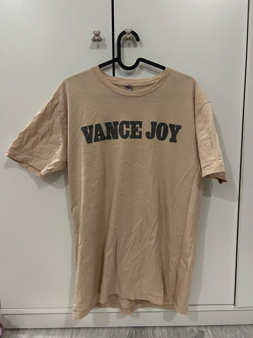 Vance Joy Official Merch Lay it on me T Shirt, Men's Fashion, Tops ...