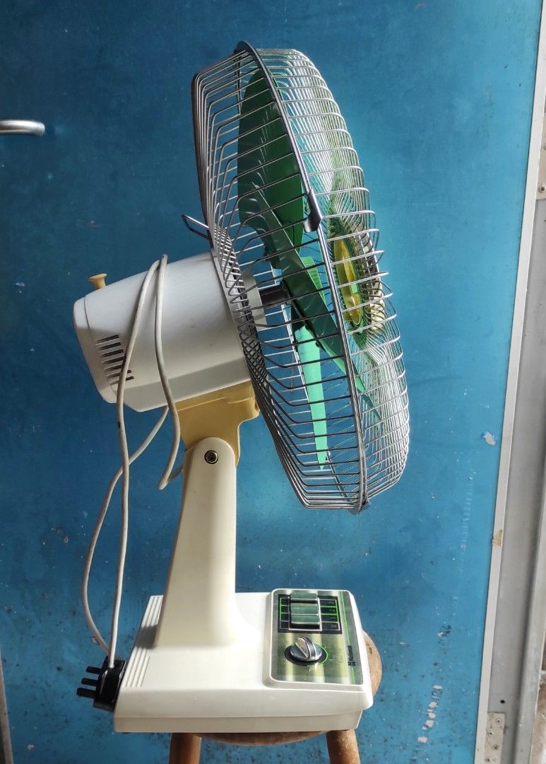 Vintage National Table Fan, spoilt, Hobbies & Toys, Memorabilia ...