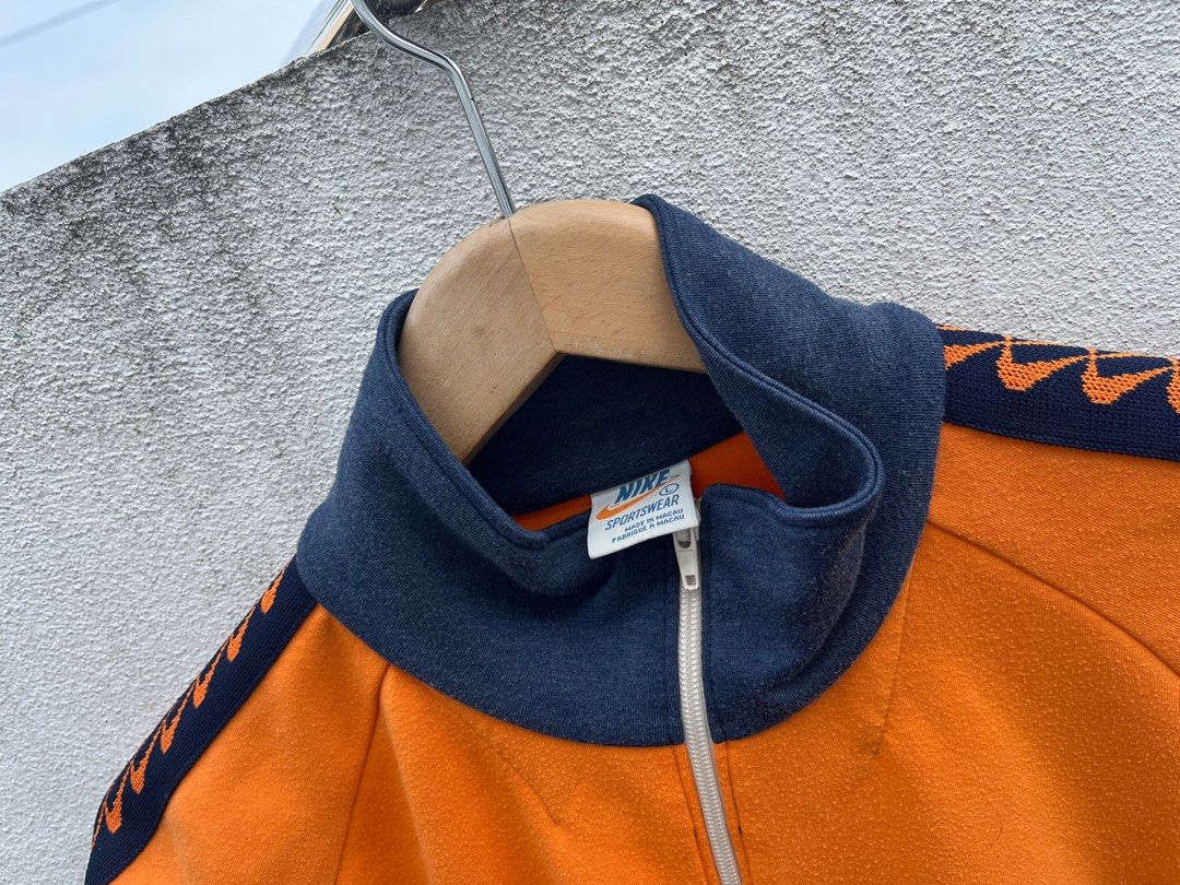 Vintage nike pinwheel, Men's Fashion, Activewear on Carousell