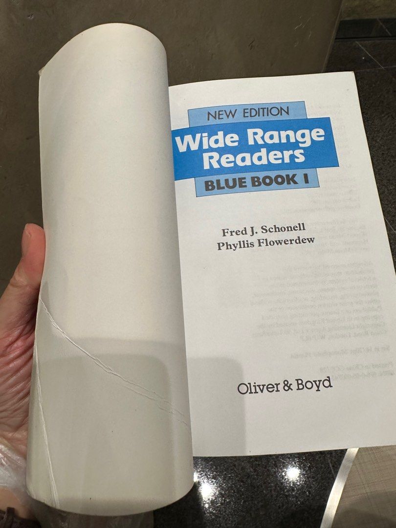 Wide Range Readers Blue book One, 興趣及遊戲, 書本 & 文具, 教科書 - Carousell