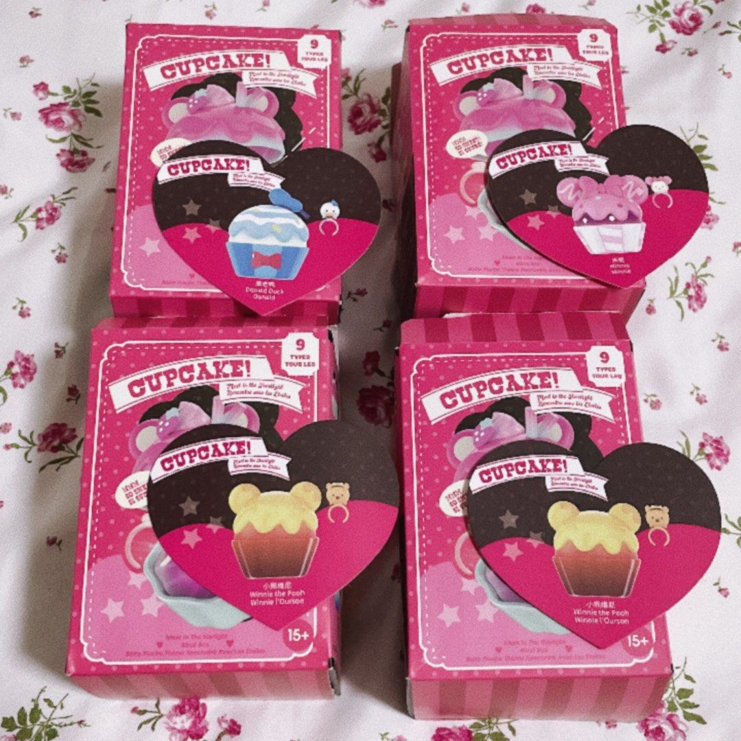 Miniso Disney Tsum Tsum Cupcake Blindbox, Hobbies & Toys, Memorabilia ...