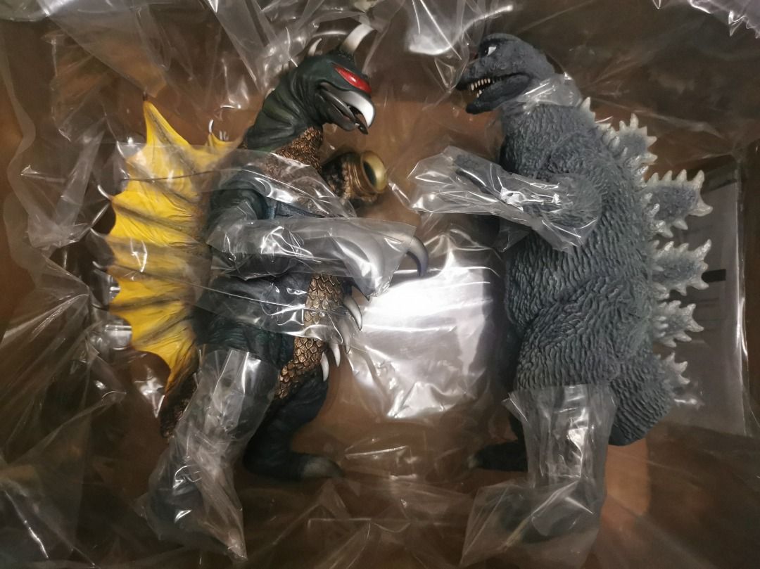 X-Plus Large Monster Series (25cm line) Godzilla vs Gigan Showdown 2 ...