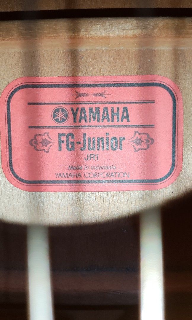 Yamaha FG Junior, Musik & Media, Alat di Carousell