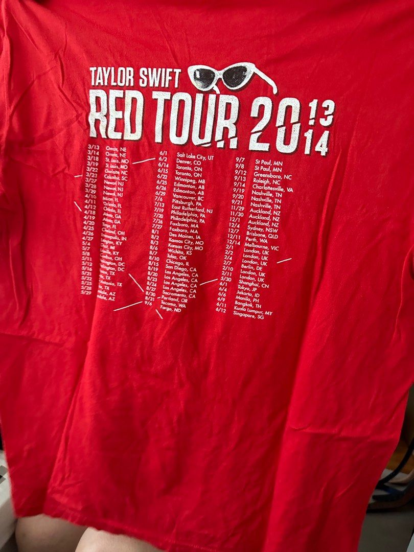 100% Official Taylor Swift RED Tour T-Shirt, Men's Fashion, Tops & Sets ...