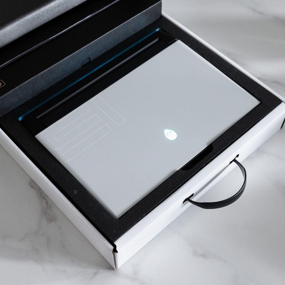 Alienware M15 R4 - RTX 3070, i7-10870H, 4K OLED (Warranty till 2024 ...