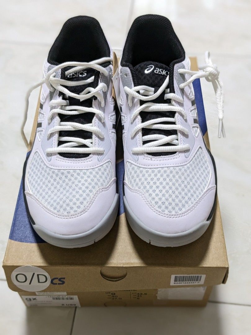 Asics Court Shoes / Badminton Shoes, Sports Equipment, Sports & Games ...