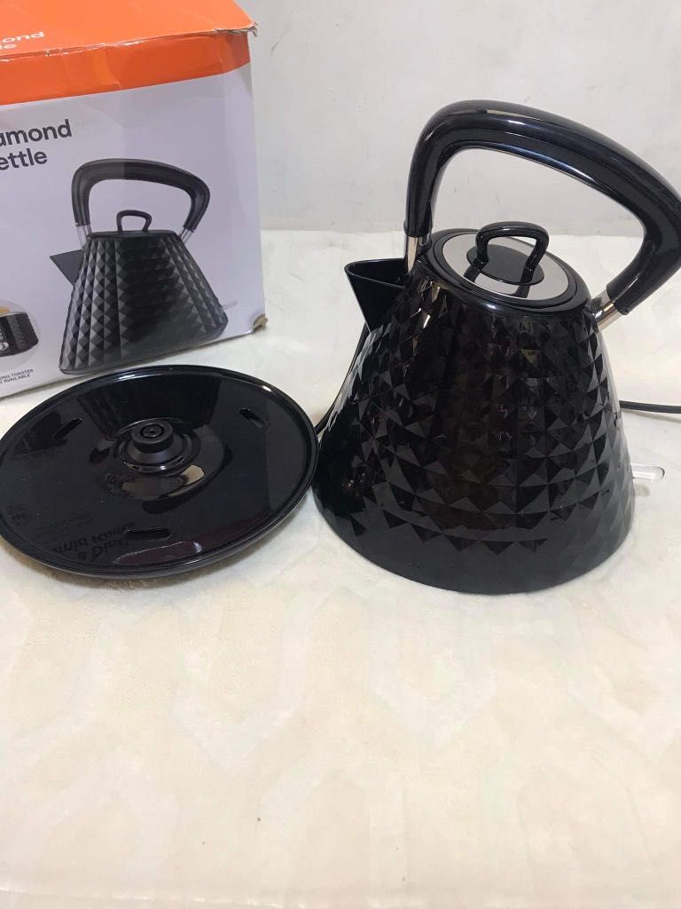 Branded Diamond Pyramid Kettle 1.5 Litre ~ Glossy black, TV & Home ...