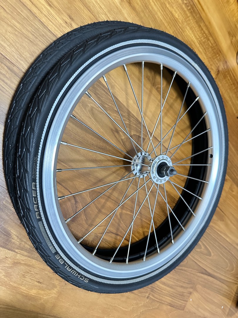 Brompton front wheel & 2 Schwalbe marathon racer, Sports Equipment ...