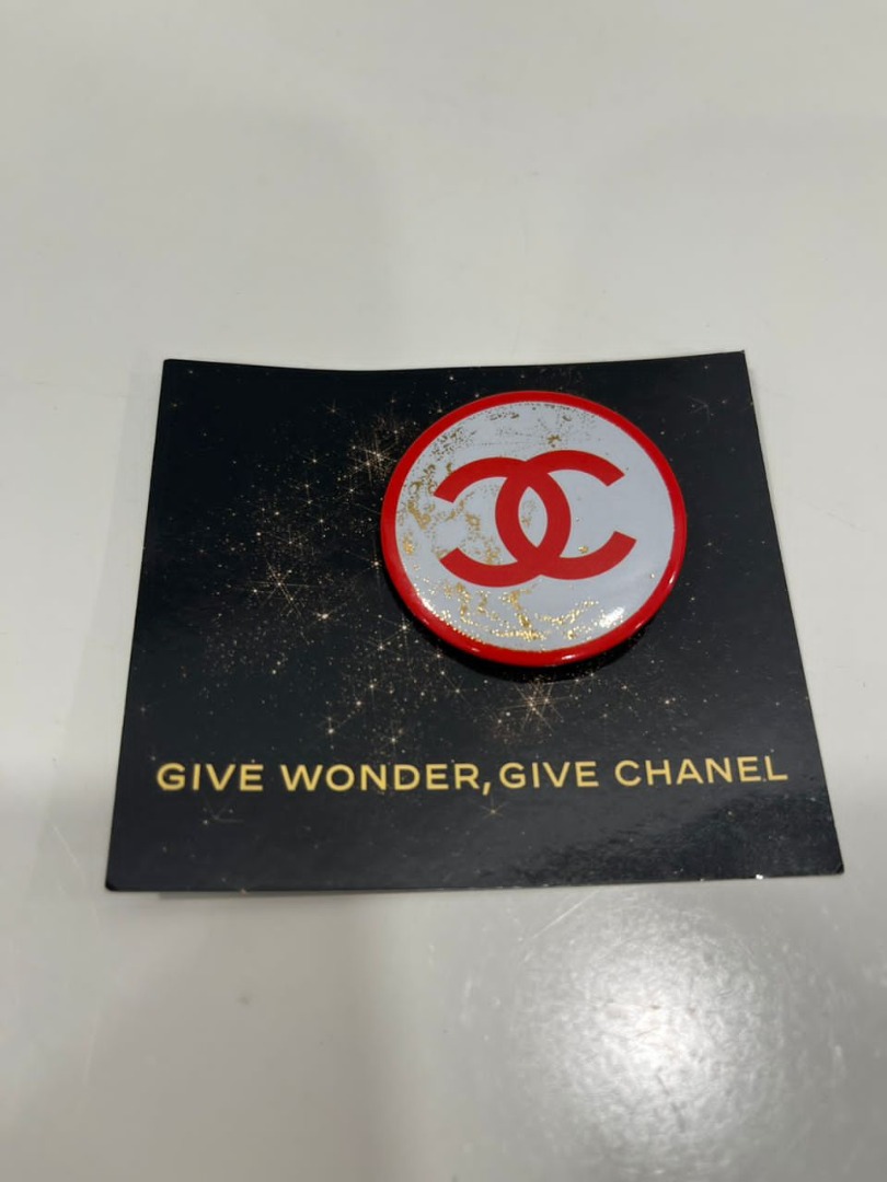 CHANEL Pin Tag, Women's Fashion, Watches & Accessories, Other ...