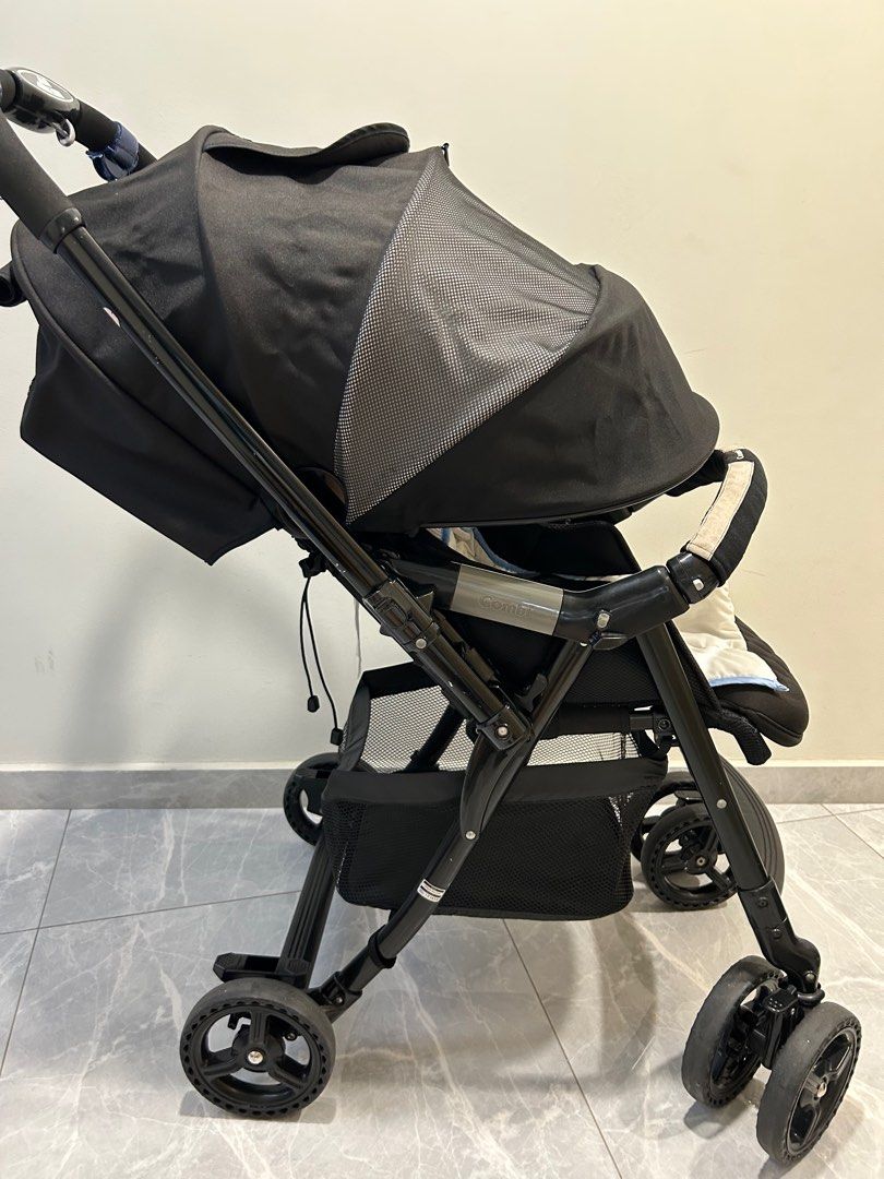 Combi Urban Walker Lite, Babies & Kids, Going Out, Strollers on Carousell