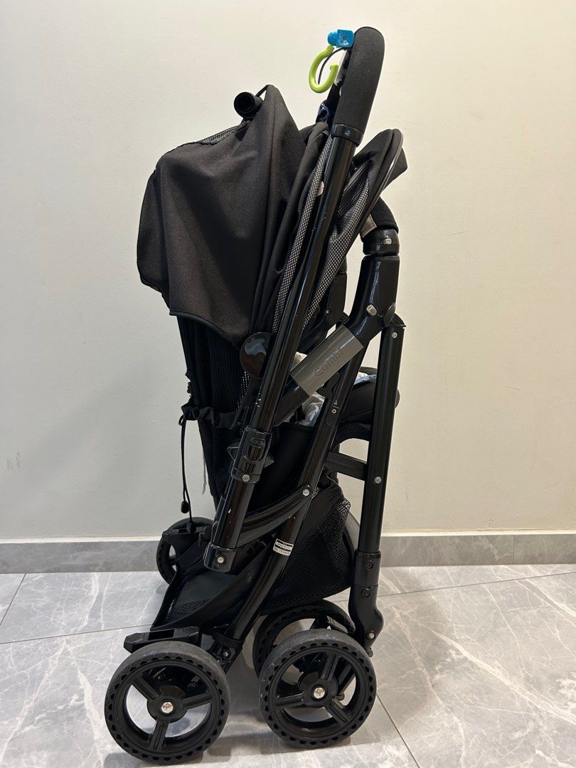 Combi Urban Walker Lite, Babies & Kids, Going Out, Strollers on Carousell