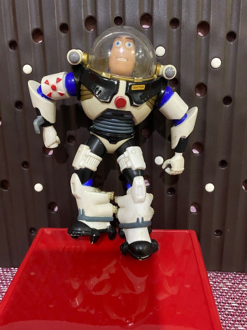 Disney Toy Story Space Buzz Claw figure, Hobbies & Toys, Toys & Games ...