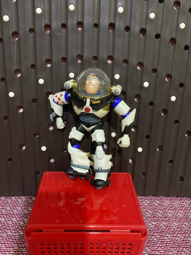Disney Toy Story Space Buzz Claw figure, Hobbies & Toys, Toys & Games ...