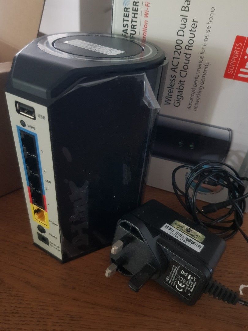 DLink D-Link DIR-850LEOL EOS Wireless AC1200 Dual Band Gigabit Cloud ...