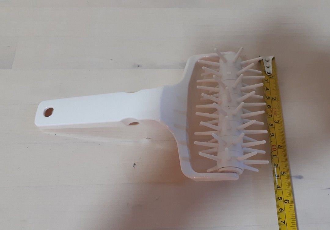 Dough Spike Roller, Furniture & Home Living, Kitchenware & Tableware ...