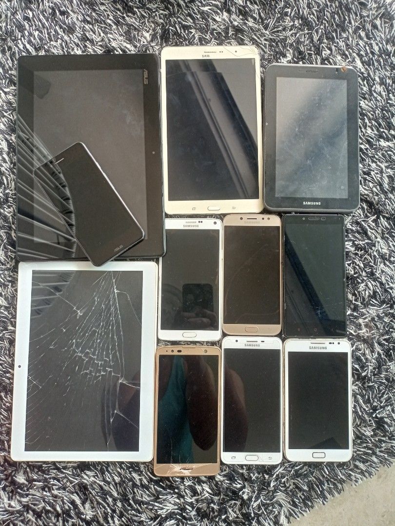 Early Gen. Gadgets (Not working), Mobile Phones & Gadgets, Mobile ...