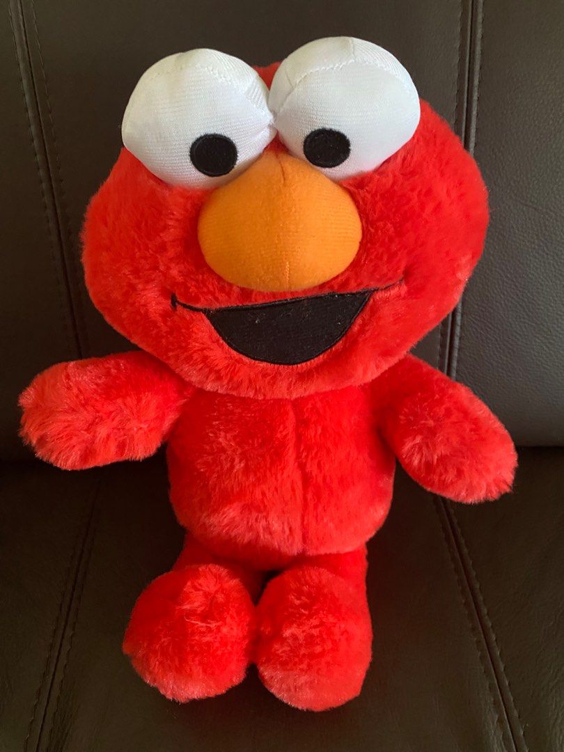 Elmo Soft Toy, Hobbies & Toys, Toys & Games on Carousell