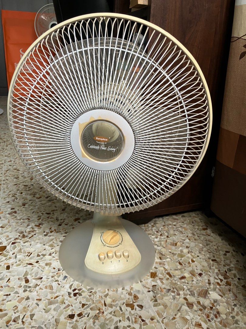 EuropAce table fan, Furniture & Home Living, Lighting & Fans, Fans on ...