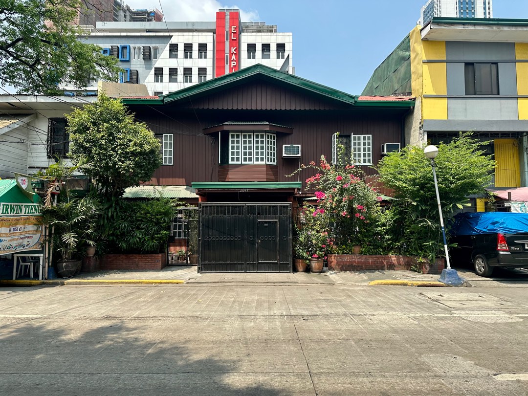 FOR SALE 2-STOREY HOUSE & LOT IN MALATE, Property, For Sale, House ...