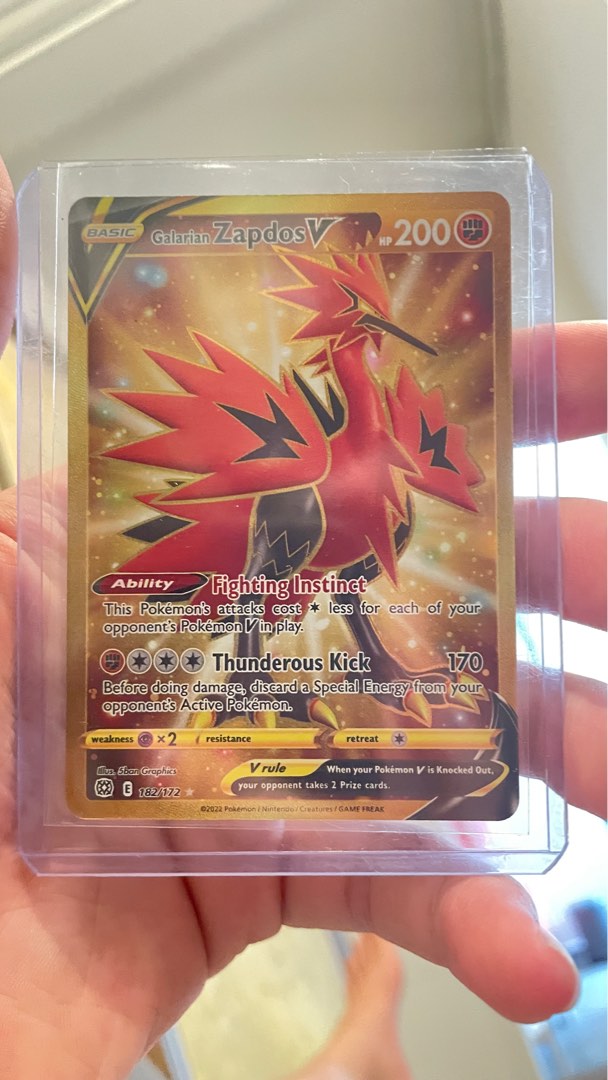 Golden zapdos, Hobbies & Toys, Memorabilia & Collectibles, Vintage ...