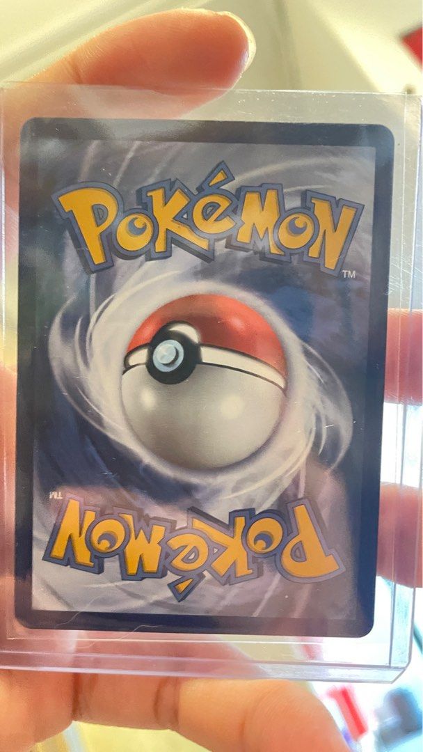 Golden zapdos, Hobbies & Toys, Memorabilia & Collectibles, Vintage ...