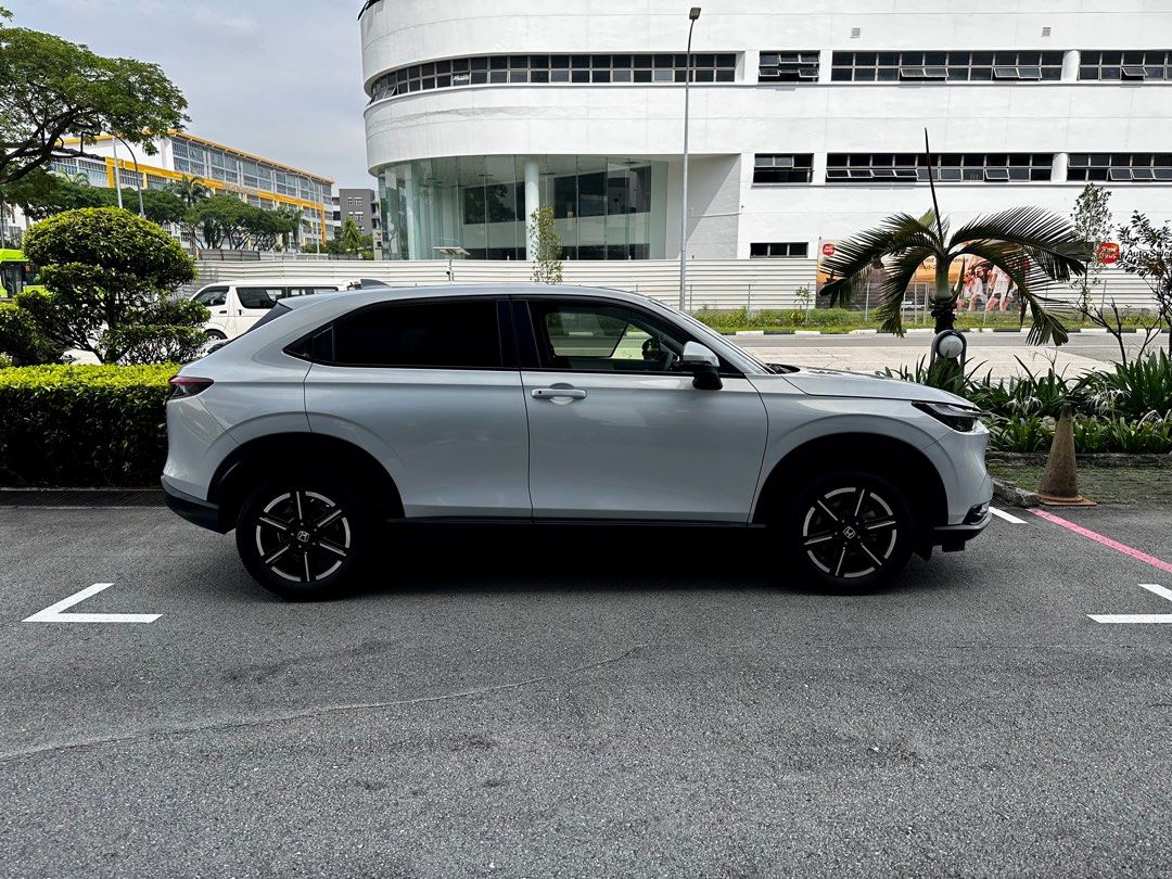 Honda Vezel 1.5G HONDA SENSING Auto, Cars, Used Cars on Carousell